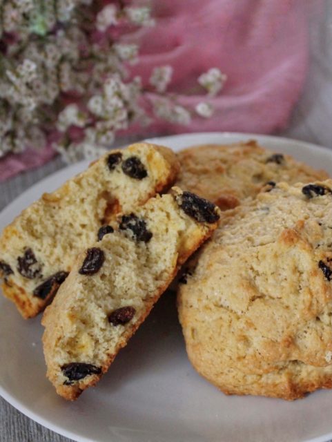 Raisin Rocks (Rock Buns)